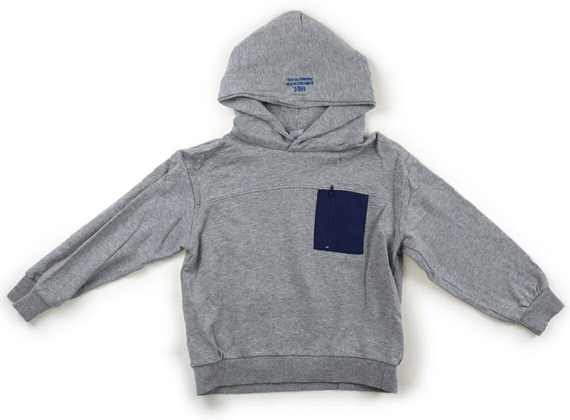 　ブランド 　petit main(プティマイン) 　カテゴリー 　パーカー 　サイズ 　130サイズ 　色 　杢グレー・ブルー 　状態 　★★★ 　記名 　なし 　ジャンル 　Boy and Dです。ヨレ感がありますが、特に目立つ汚れはな...