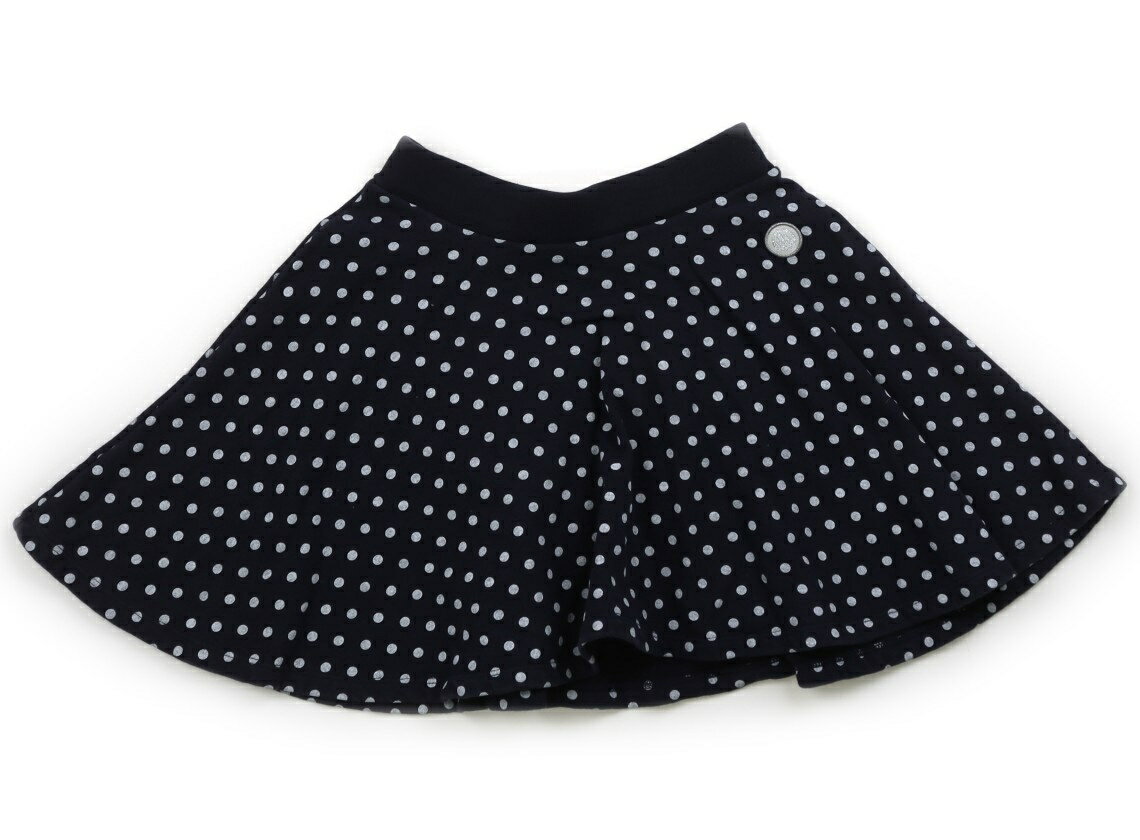 　ブランド 　PETIT BATEAU(プチバトー) 　カテゴリー 　スカート 　サイズ 　120サイズ 　色 　ネイビー、白、水玉 　状態 　★★★ 　記名 　なし 　ジャンル 　Girl 実際のサイズ表記は128cm。トレーナー生地、ウ...