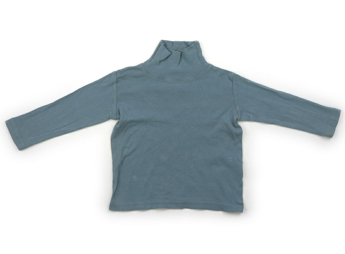 　ブランド 　VERTBAUDET(ヴェルボデ) 　カテゴリー 　Tシャツ・カットソー 　サイズ 　90サイズ 　色 　ダスティブルー 　状態 　★★★ 　記名 　なし 　ジャンル 　Boy 天竺カットソー。サイズ表記は94cm。前身頃の両...