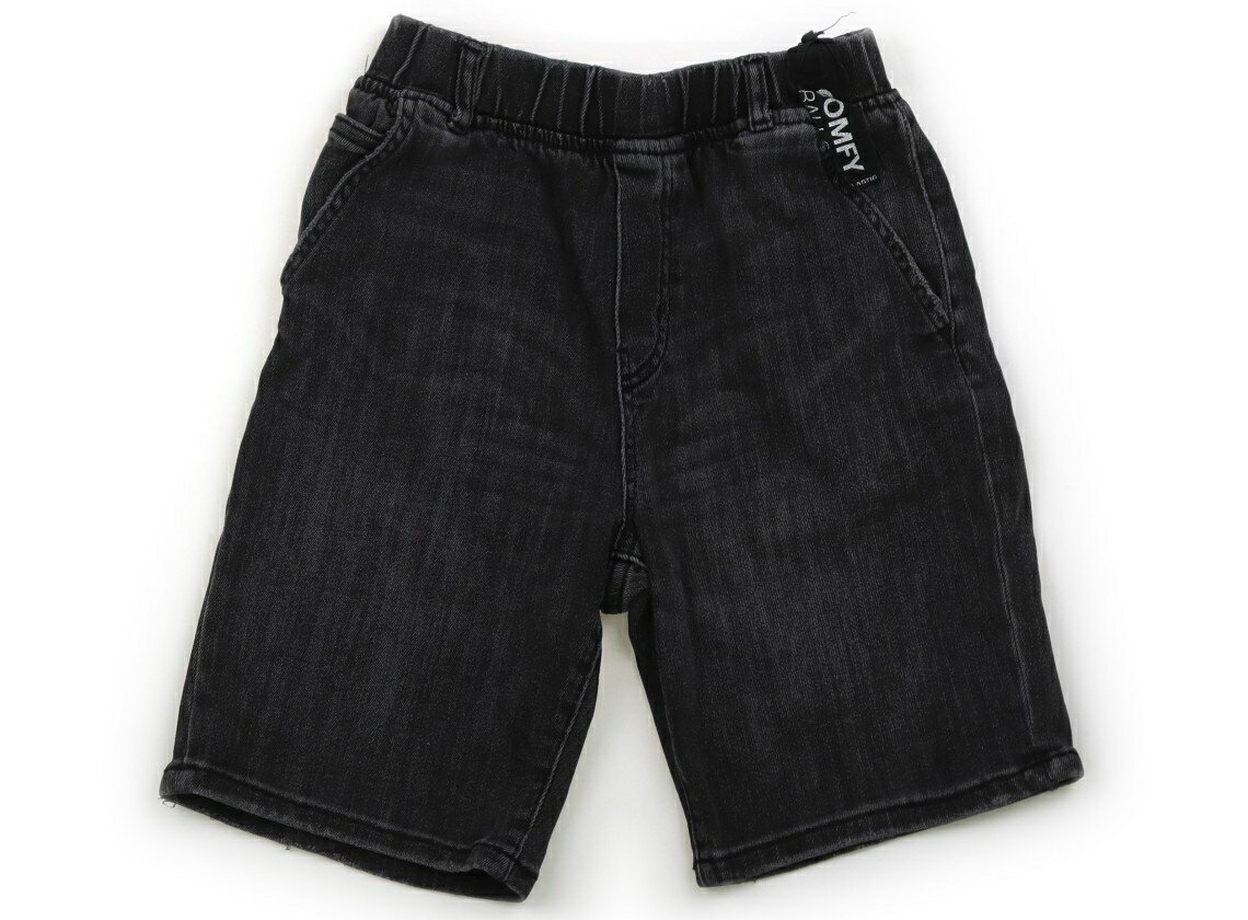 　ブランド 　ZARA(ザラ) 　カテゴリー 　ハーフパンツ 　サイズ 　130サイズ 　色 　ブラック系 　状態 　★★★ 　記名 　あり（タグ） 　ジャンル 　Boy 実際のサイズ表記は134cm。柔らかいストレッチデニム生地、ウエスト...