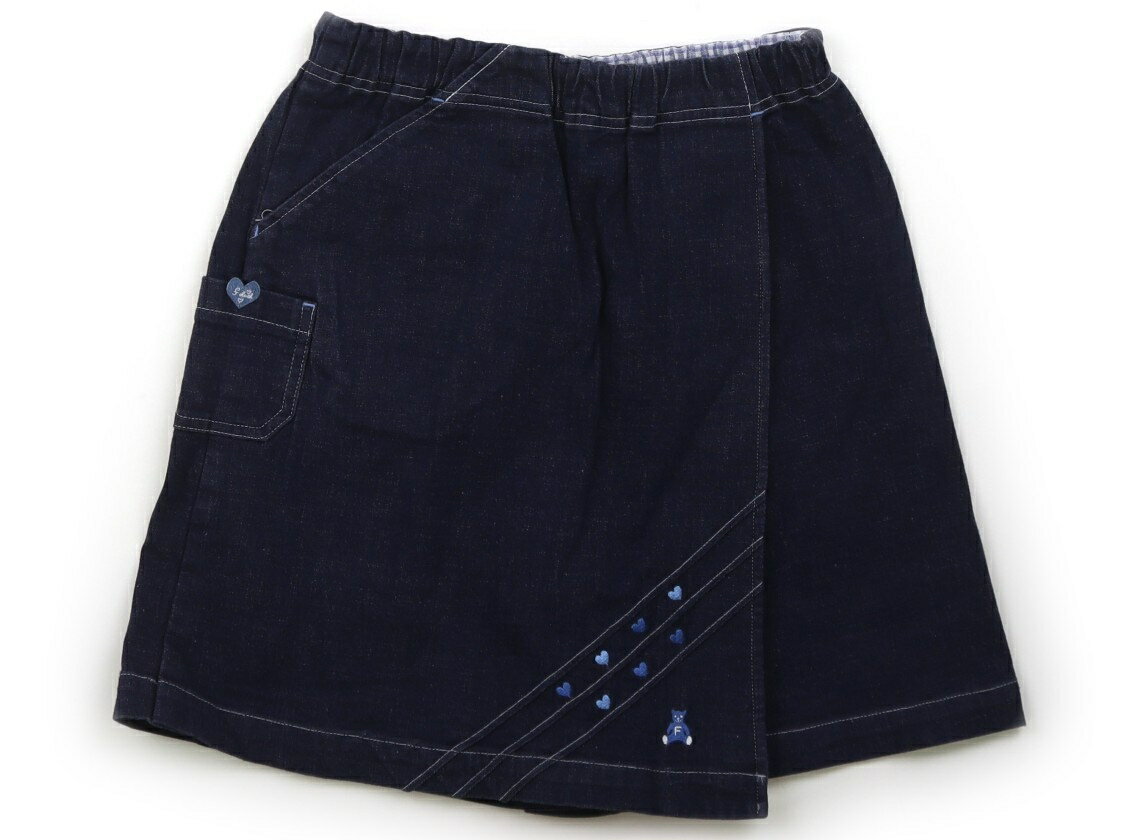 　ブランド 　familiar(ファミリア) 　カテゴリー 　キュロット 　サイズ 　120サイズ 　色 　インディゴブルー 　状態 　★★★ 　記名 　なし 　ジャンル 　Girl f.dashです。デニム調ストレッチ素材。ウエストは総ゴ...