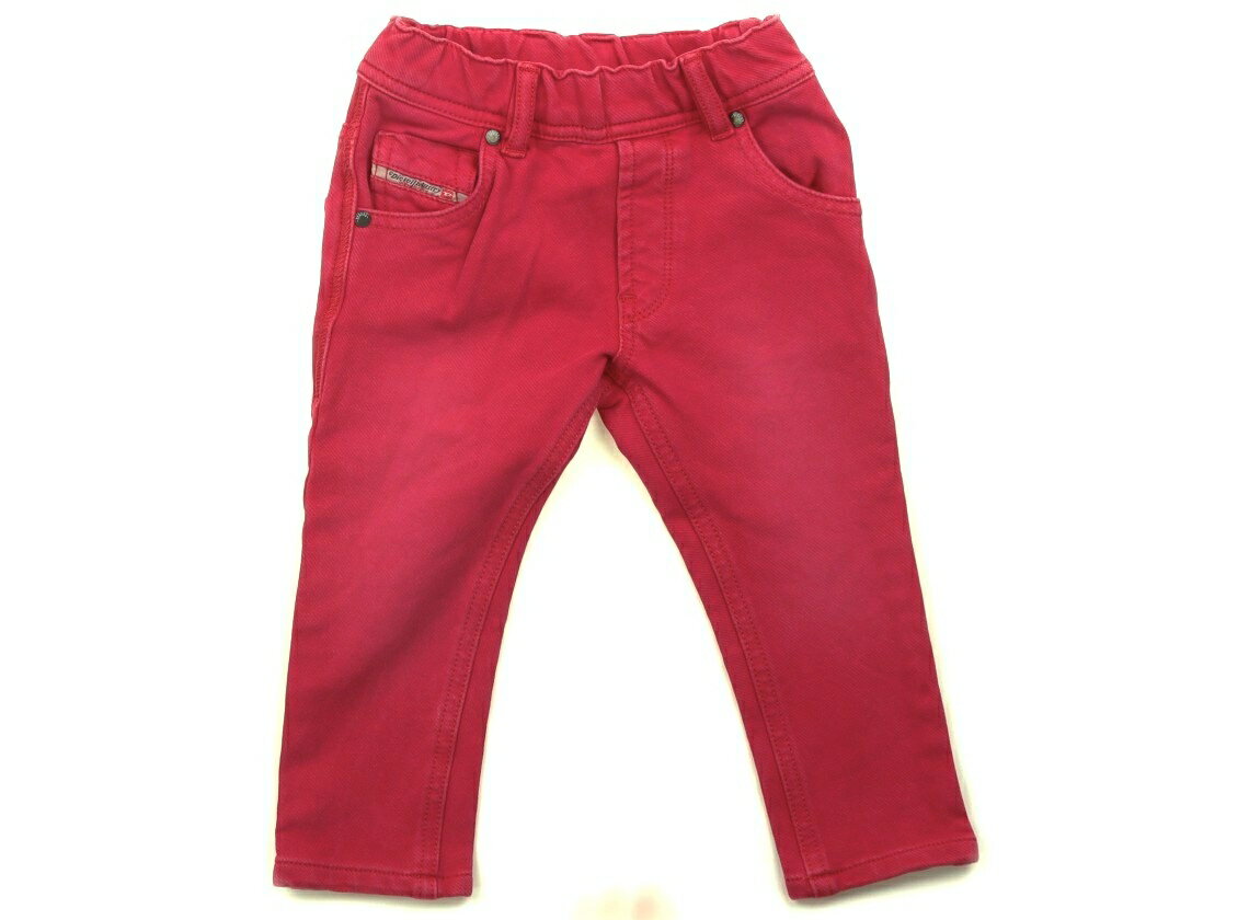 　ブランド 　DIESEL(ディーゼル) 　カテゴリー 　パンツ 　サイズ 　80サイズ 　色 　ストロベリーピンク 　状態 　★★（返品不可） 　記名 　なし 　ジャンル 　Boy コットン・ポリウレタン素材。実際のサイズ表記は、18M。...