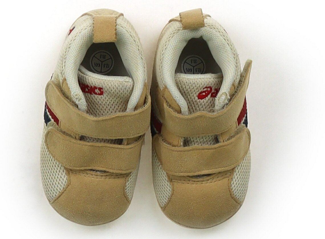 　ブランド 　Asics(アシックス) 　カテゴリー 　スニーカー 　サイズ 　靴12cm〜 　色 　ベージュ 　状態 　★★（返品不可） 　記名 　なし 　ジャンル 　Boy 12.5cmです。所々に黒と茶色いの汚れあり。 ＊【状態】【サ...