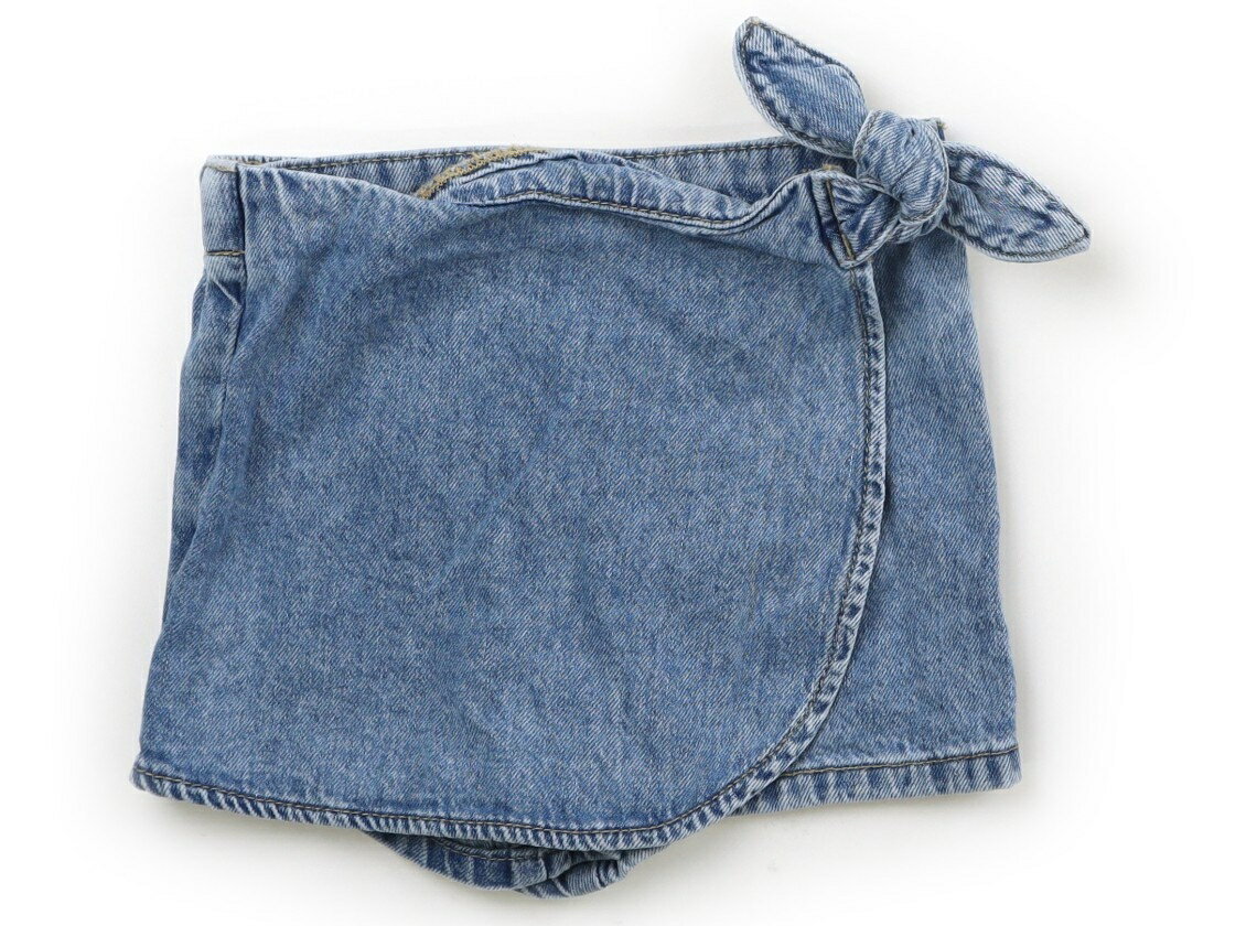　ブランド 　ZARA(ザラ) 　カテゴリー 　キュロット 　サイズ 　110サイズ 　色 　水色 　状態 　★★（返品不可） 　記名 　なし 　ジャンル 　Girl 実際のサイズ表記は6/116cmです。ウエストは半分ゴムです。全体的にヨ...