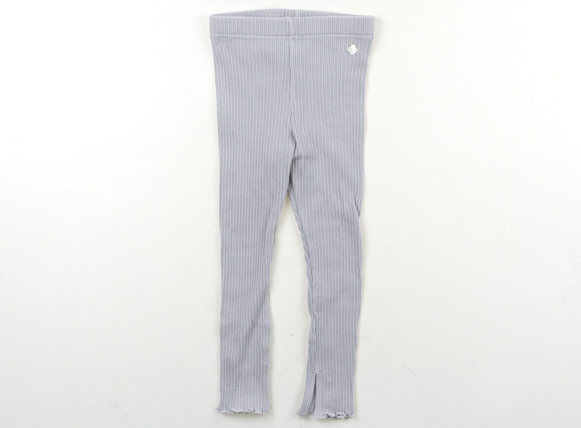 　ブランド 　apres les cours(アプレレクール) 　カテゴリー 　レギンス 　サイズ 　100サイズ 　色 　ブルーグレー 　状態 　★★★ 　記名 　なし 　ジャンル 　Girl 若干毛羽立ちがありますが目立つ汚れはなくまだ...