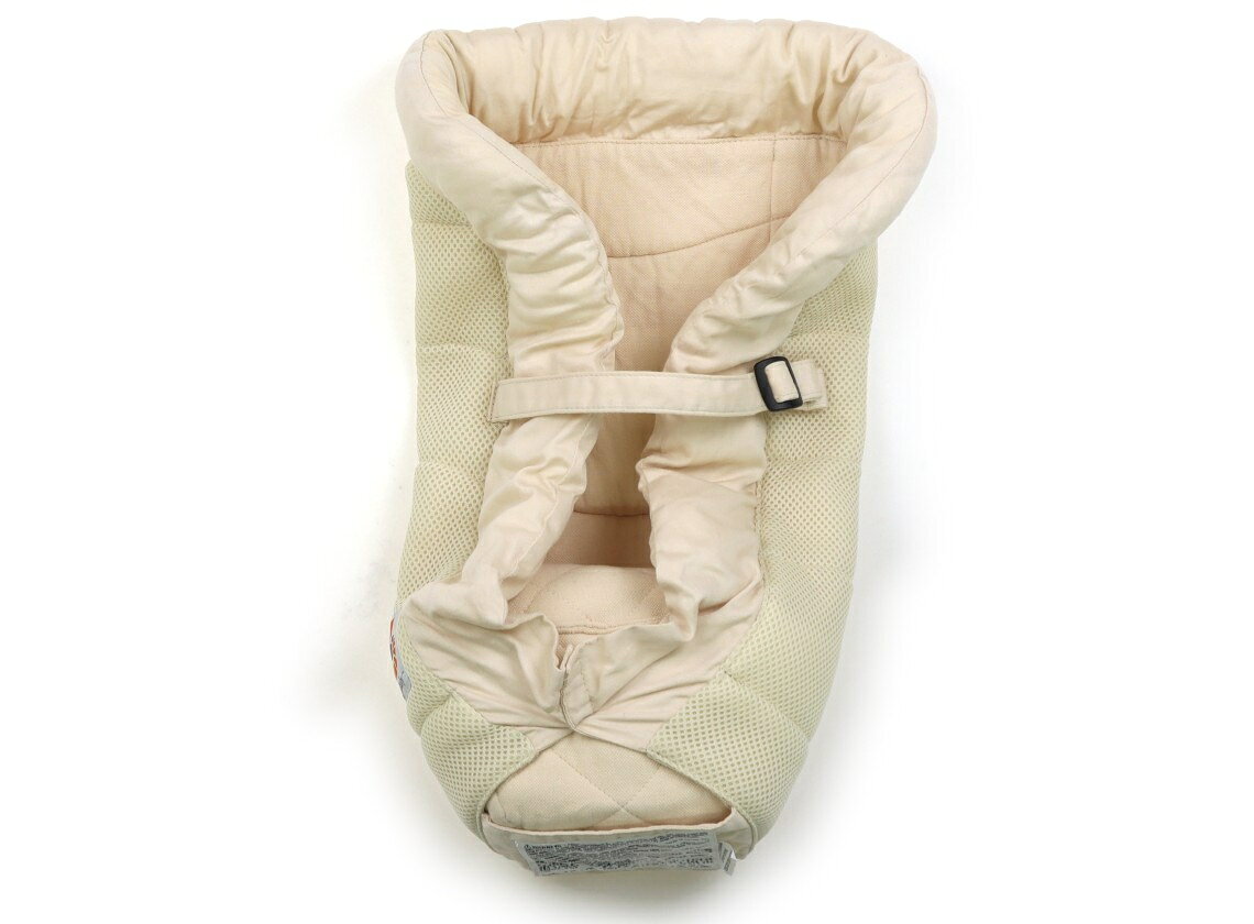 　ブランド 　ERGO Baby(エルゴベビー) 　カテゴリー 　抱っこひも・スリング 　サイズ 　ママ向けアイテム 　色 　アイボリー 　状態 　★★（返品不可） 　記名 　なし 　ジャンル 　Baby ERGO Babyのベビーキャリア...