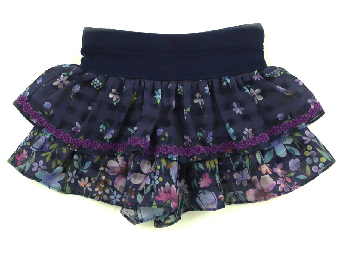 　ブランド 　ANNA SUI(アナスイ) 　カテゴリー 　キュロット 　サイズ 　100サイズ 　色 　ネイビー・お花 　状態 　★★★ 　記名 　なし 　ジャンル 　Girl カット素材とシフォン素材。ウエストは総ゴムです。やや毛羽立ち...