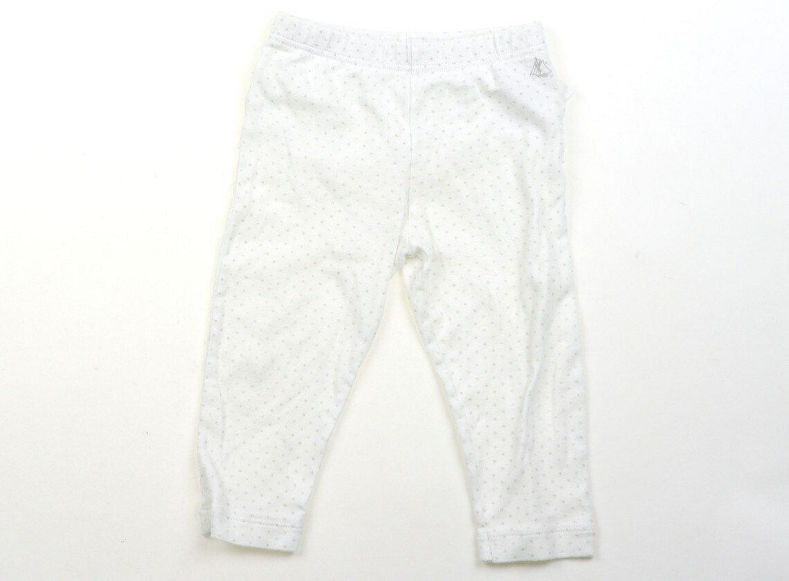 　ブランド 　PETIT BATEAU(プチバトー) 　カテゴリー 　レギンス 　サイズ 　80サイズ 　色 　白、ゴールド 　状態 　★★★ 　記名 　なし 　ジャンル 　Girl 実際のサイズ表記は81cm。カットソー生地。ウエストは総...