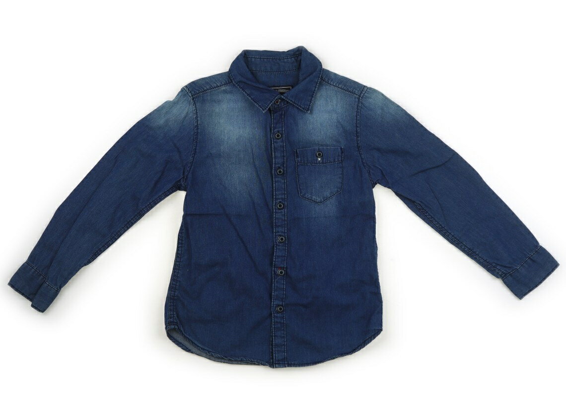 　ブランド 　ZARA(ザラ) 　カテゴリー 　シャツ・ブラウス 　サイズ 　120サイズ 　色 　ブルー 　状態 　★★★ 　記名 　なし 　ジャンル 　Boy 実際のサイズ表記は6/7,122cm。デニムシャツ生地。デニム特有の色落ちと...