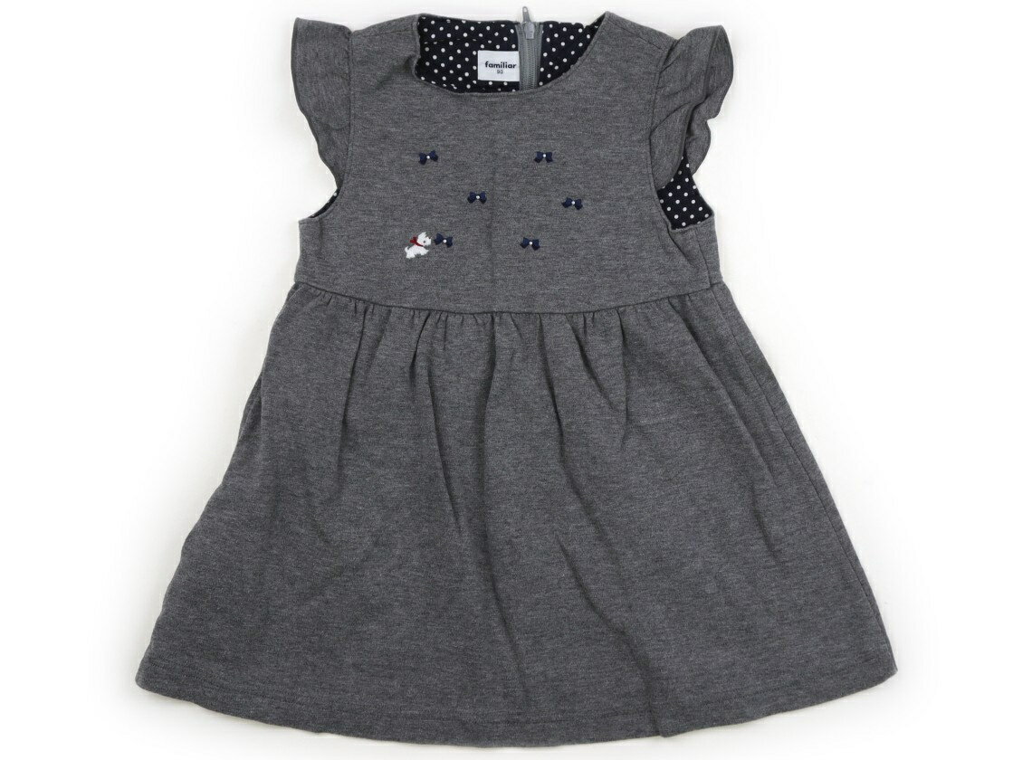 　ブランド 　familiar(ファミリア) 　カテゴリー 　ジャンパースカート 　サイズ 　90サイズ 　色 　グレー・りぼん 　状態 　★★★ 　記名 　なし 　ジャンル 　Girl カットソー地。背中ファスナー開き。スカート裾上・サイ...