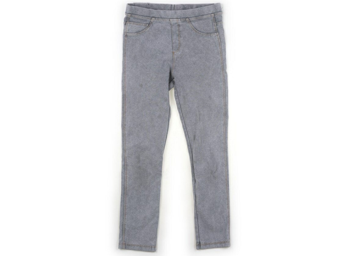 　ブランド 　ZARA(ザラ) 　カテゴリー 　パンツ 　サイズ 　120サイズ 　色 　グレー・ベージュステッチ 　状態 　★★★ 　記名 　なし 　ジャンル 　Girl ストレッチカットソー。両膝に少し黒いくすみ汚れがあります。まだお使...