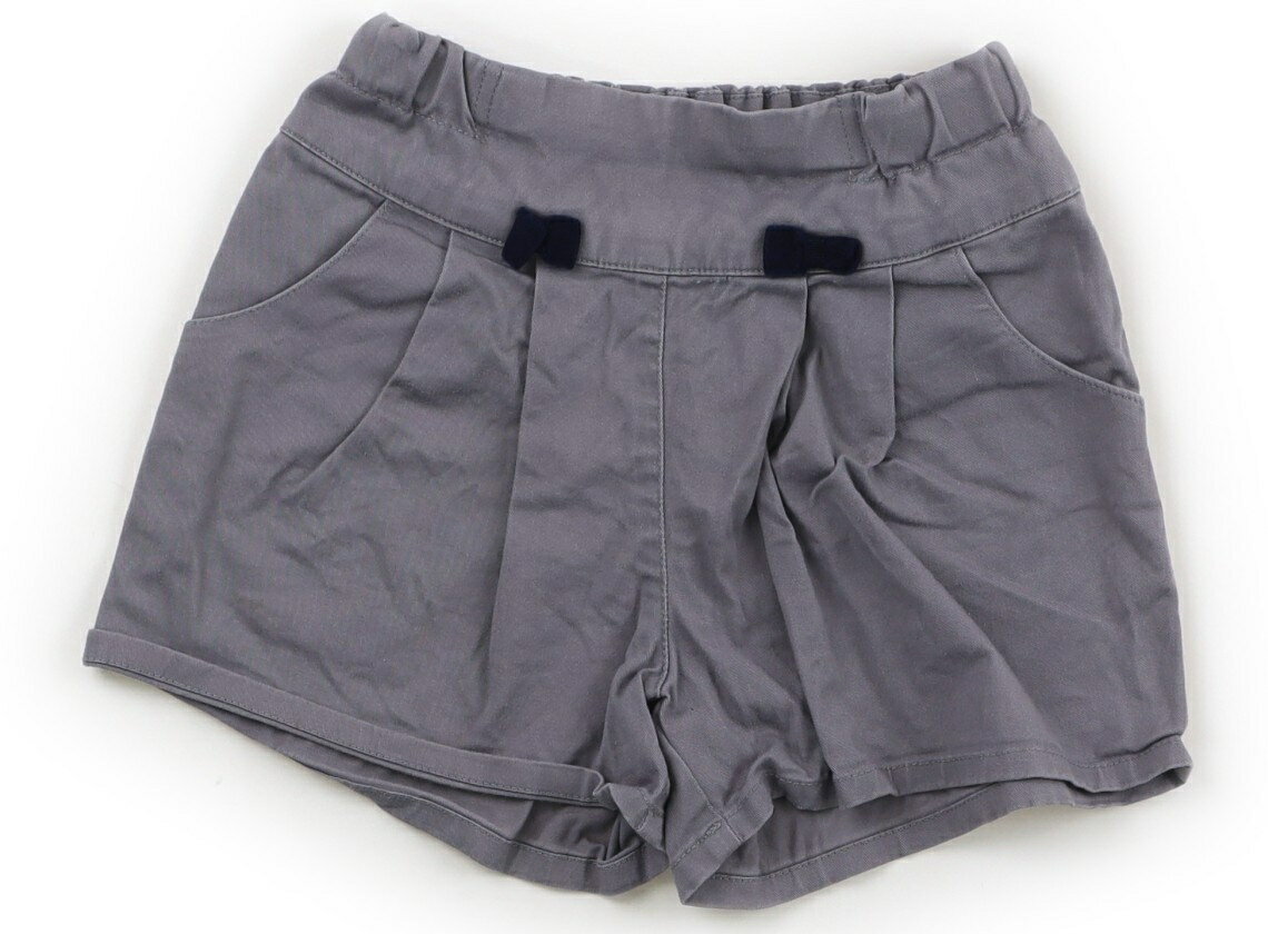 　ブランド 　BeBe(べべ) 　カテゴリー 　キュロット 　サイズ 　100サイズ 　色 　グレー 　状態 　★★（返品不可） 　記名 　なし 　ジャンル 　Girl ポリウレタン混コットン素材。ウエストは半分ゴムです。全体的に白いスレあ...