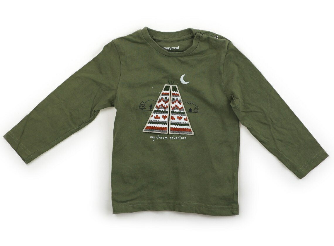 　ブランド 　Mayoral(マヨラル) 　カテゴリー 　Tシャツ・カットソー 　サイズ 　90サイズ 　色 　カーキ 　状態 　★★（返品不可） 　記名 　なし 　ジャンル 　Boy 実際のサイズ表記は24m/92cm。胸元にシミあり。毛...