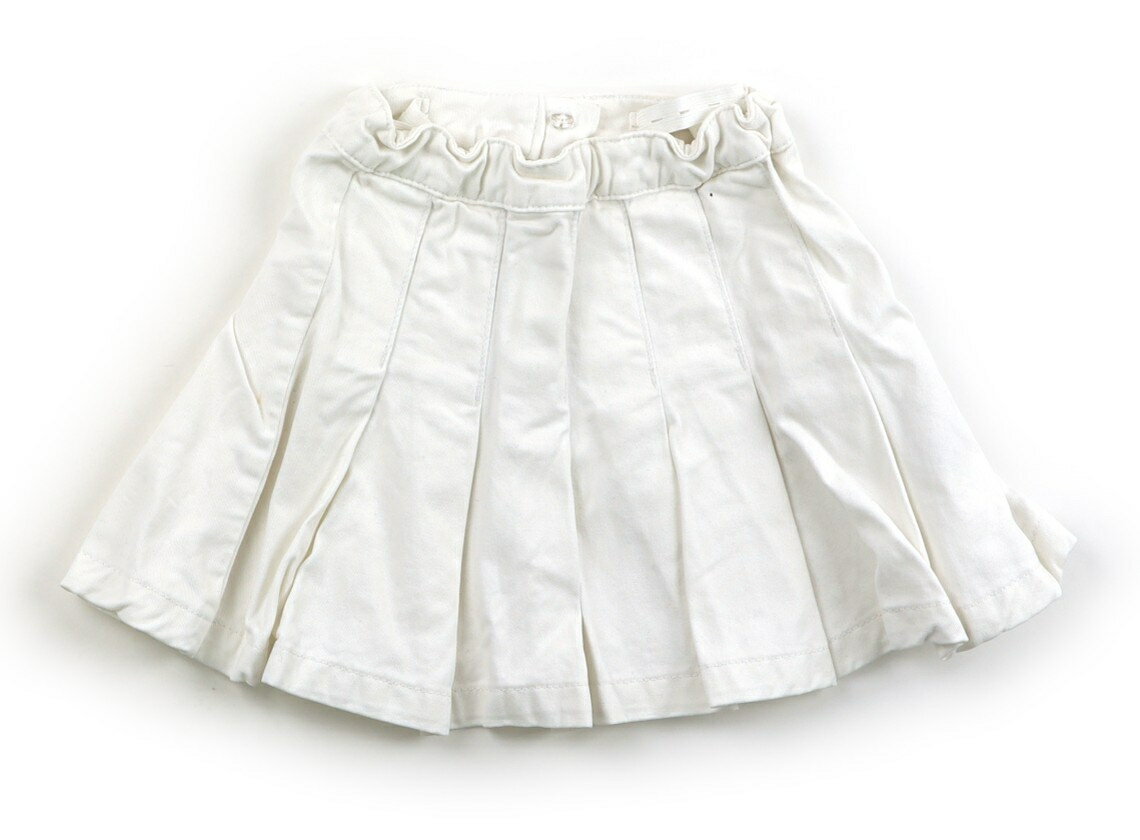 　ブランド 　Marks & Spencer(マークス＆スペンサー) 　カテゴリー 　スカート 　サイズ 　130サイズ 　色 　白 　状態 　★★（返品不可） 　記名 　なし 　ジャンル 　Boy 後ろファスナーあり。全体的にうっすらと黄...