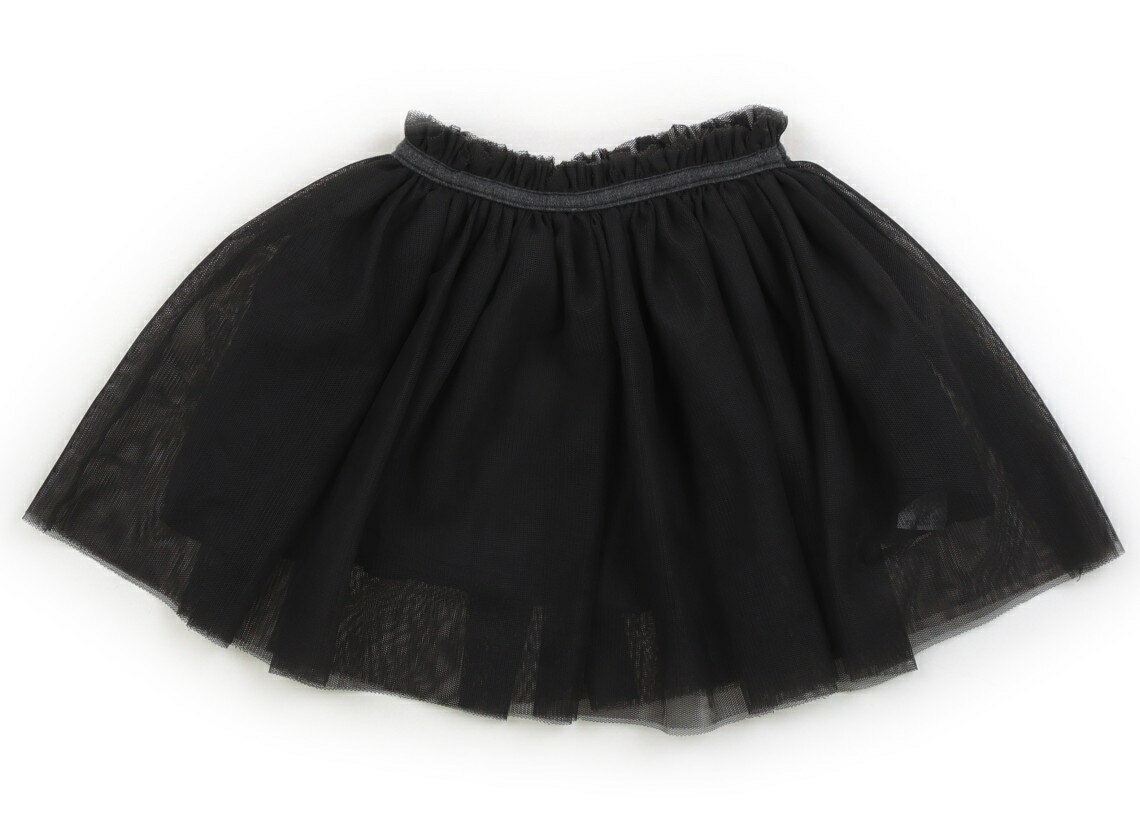 　ブランド 　ZARA(ザラ) 　カテゴリー 　スカート 　サイズ 　90サイズ 　色 　グレー 　状態 　★★★ 　記名 　なし 　ジャンル 　Girl チュールスカート。ウエストは総ゴムです。実際のサイズ表記は、92cm。洗いざらし感が...
