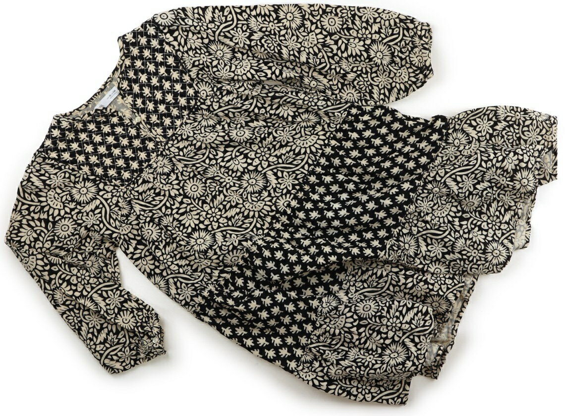 　ブランド 　ZARA(ザラ) 　カテゴリー 　ワンピース 　サイズ 　140サイズ 　色 　ブラック・アイボリー・総柄 　状態 　★★★ 　記名 　なし 　ジャンル 　Girl 品質タグが切られています。コットン素材かと思われます。やや毛...