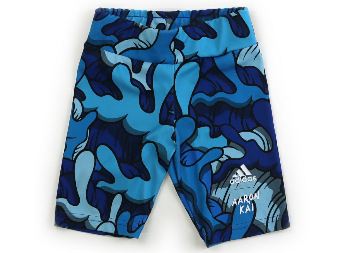 　ブランド 　Adidas(アディダス) 　カテゴリー 　レギンス 　サイズ 　120サイズ 　色 　ブルー総柄 　状態 　★★★ 　記名 　なし 　ジャンル 　Boy ポリエステル・エラスタン素材。ヒップに引っ掛け傷あり。全体に色あせ、毛...