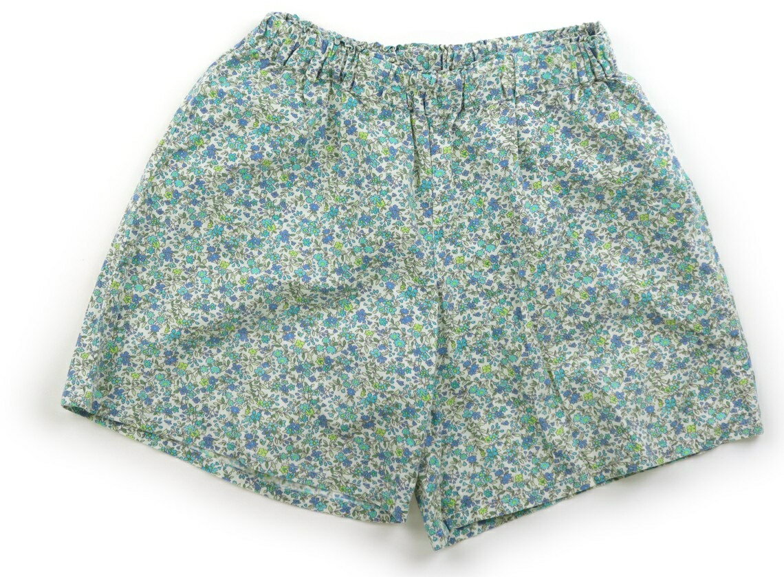 　ブランド 　BeBe Petits Pois Vert(ベベ プチ ポワ ヴェール) 　カテゴリー 　ショートパンツ 　サイズ 　140サイズ 　色 　ブルー系、花柄 　状態 　★★★ 　記名 　なし 　ジャンル 　Girl ウエストは総...