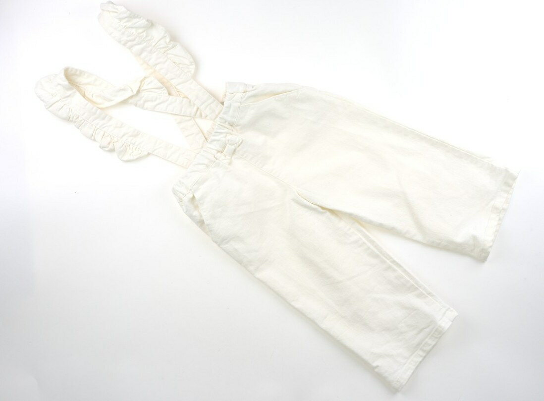 　ブランド 　BeBe Petits Pois Vert(ベベ プチ ポワ ヴェール) 　カテゴリー 　パンツ 　サイズ 　110サイズ 　色 　オフホワイト 　状態 　★★★ 　記名 　なし 　ジャンル 　Girl ストレッチ素材。サスペ...