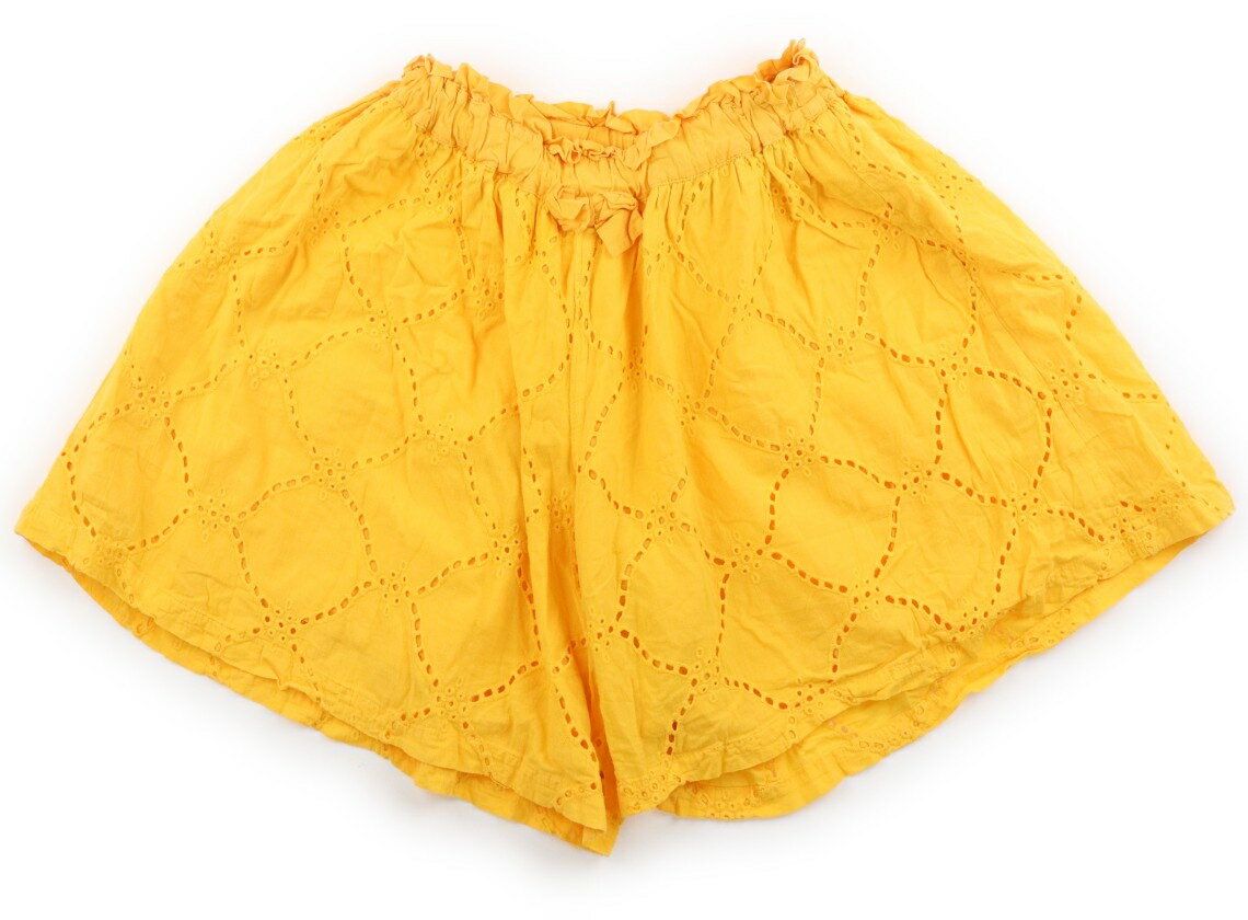 　ブランド 　BeBe(べべ) 　カテゴリー 　キュロット 　サイズ 　150サイズ 　色 　オレンジレース 　状態 　★★★ 　記名 　なし 　ジャンル 　Girl ウエストゴムがねじれています。裏地付き。若干色褪せ・毛羽立ちがありますが...