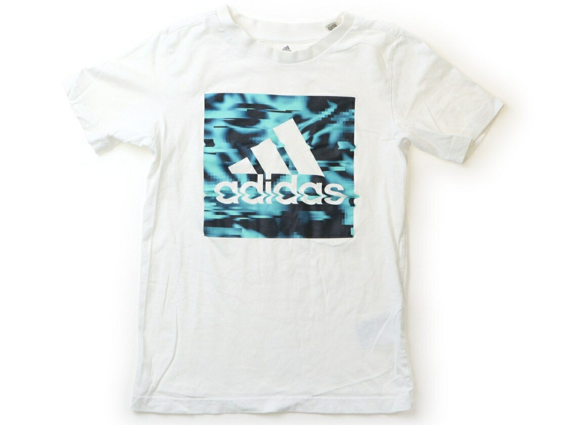 　ブランド 　Adidas(アディダス) 　カテゴリー 　Tシャツ・カットソー 　サイズ 　140サイズ 　色 　アイボリー・プリント 　状態 　★★（返品不可） 　記名 　なし 　ジャンル 　Boy 実際のサイズ表記は140cm。首周りに...