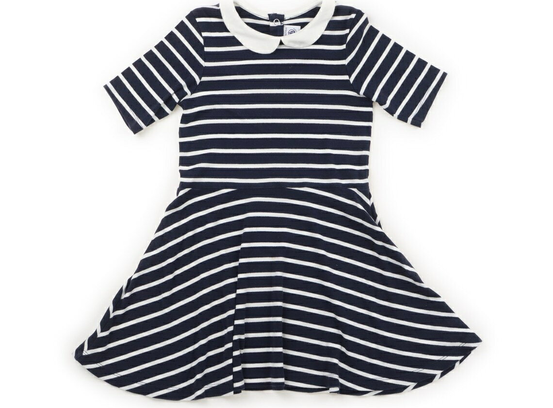 　ブランド 　PETIT BATEAU(プチバトー) 　カテゴリー 　ワンピース 　サイズ 　120サイズ 　色 　ボーダー、白、ネイビー 　状態 　★★（返品不可） 　記名 　なし 　ジャンル 　Girl 実際のサイズ表記は128cm。カ...