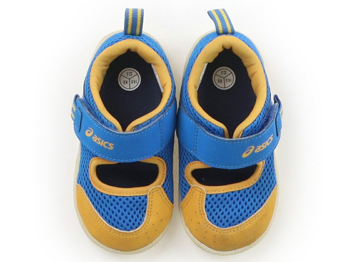 　ブランド 　Asics(アシックス) 　カテゴリー 　スニーカー 　サイズ 　靴14cm〜 　色 　黄色、ブルー 　状態 　★★★ 　記名 　なし 　ジャンル 　Boy サイズは14cmです。つま先に汚れがありますが、まだまだお使いいただ...