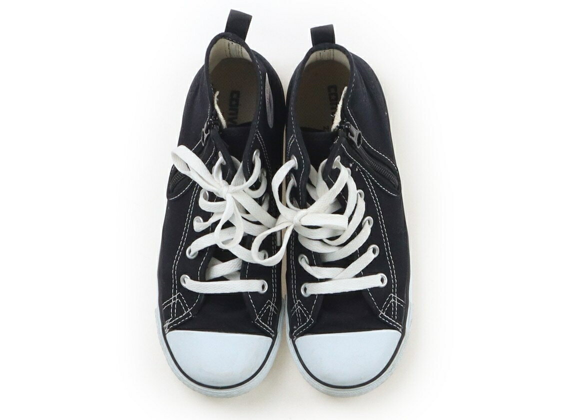 　ブランド 　CONVERSE(コンバース) 　カテゴリー 　スニーカー 　サイズ 　靴20cm〜 　色 　ブラック 　状態 　★★★ 　記名 　なし 　ジャンル 　Boy 実際のサイズ表記は22cm。ハイカットスニーカー。サイドファスナー...