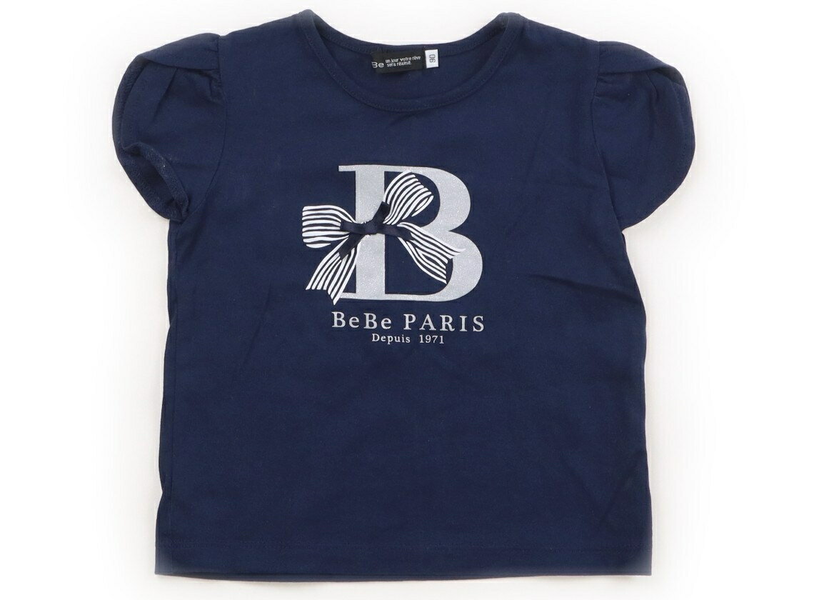 　ブランド 　BeBe(べべ) 　カテゴリー 　Tシャツ・カットソー 　サイズ 　90サイズ 　色 　ネイビー、シルバー文字、リボン 　状態 　★★（返品不可） 　記名 　なし 　ジャンル 　Girl 右胸や右袖に白い汚れがありますが、普段...