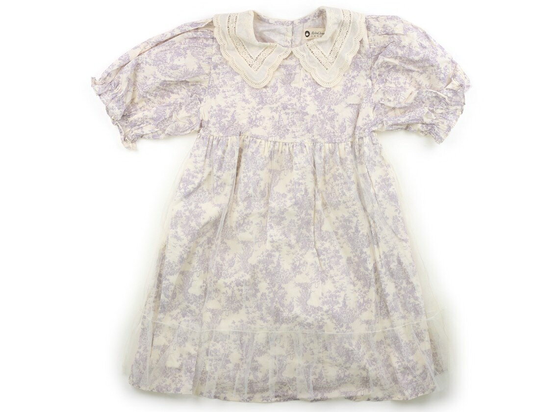 　ブランド 　Arim Closet(アリムクローゼット) 　カテゴリー 　ワンピース 　サイズ 　130サイズ 　色 　アイボリー・ラベンダー・総柄 　状態 　★★★ 　記名 　なし 　ジャンル 　Girl ブラウス素材とチュール地。スカ...