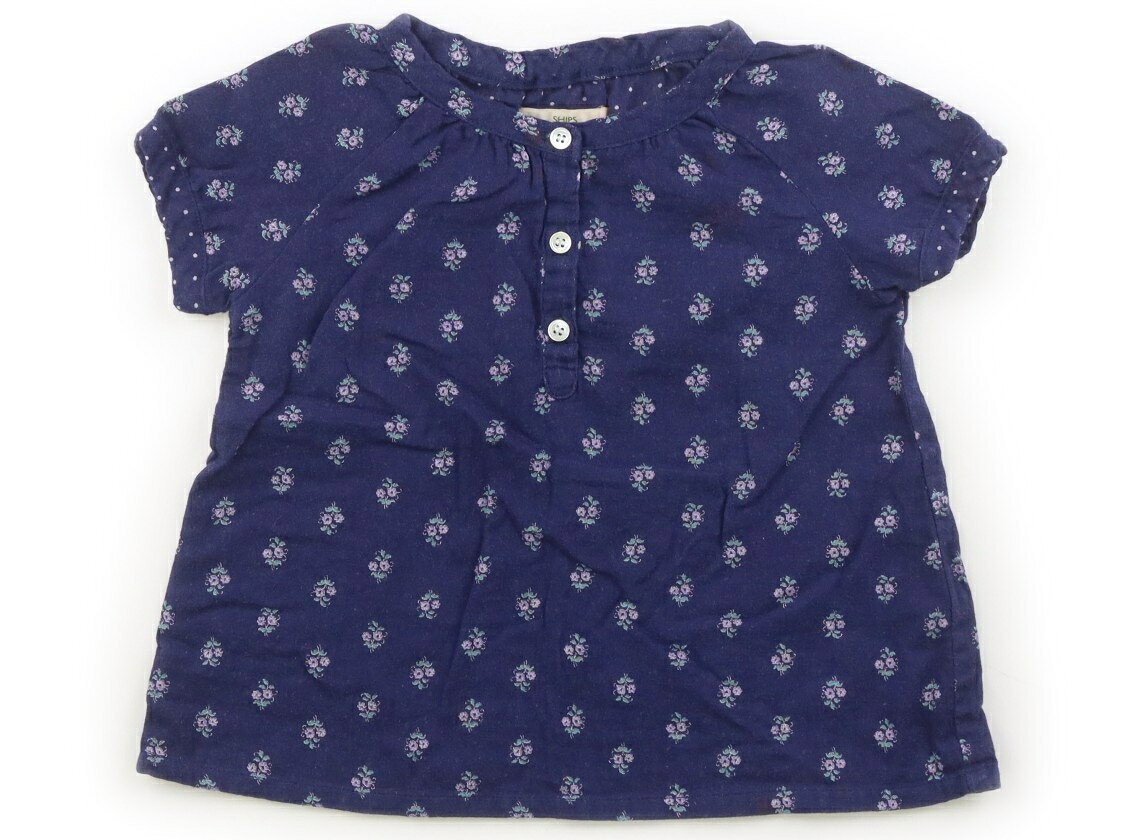 　ブランド 　SHIPS(シップス) 　カテゴリー 　Tシャツ・カットソー 　サイズ 　90サイズ 　色 　ネイビー・総柄 　状態 　★★（返品不可） 　記名 　なし 　ジャンル 　Girl ガーゼ調生地。前ボタン。複数のシミが見られ、全体...
