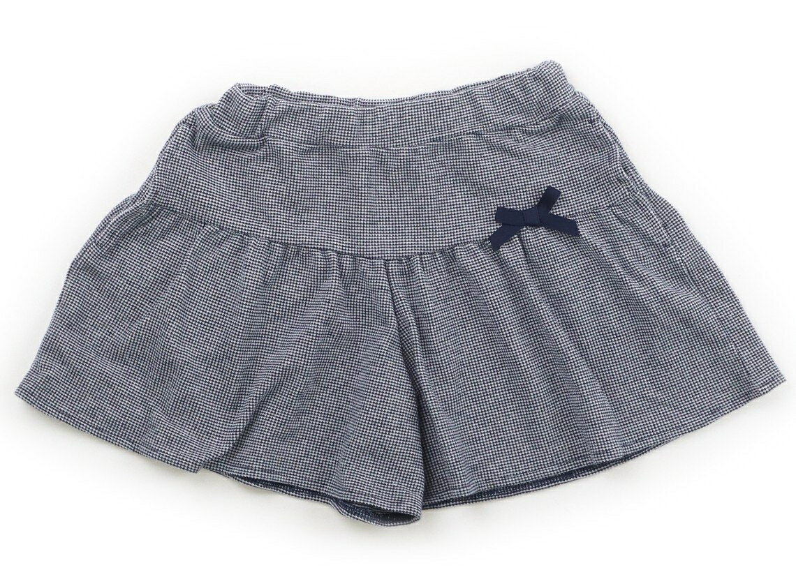 　ブランド 　BeBe(べべ) 　カテゴリー 　キュロット 　サイズ 　110サイズ 　色 　紺、白 　状態 　★★★ 　記名 　なし 　ジャンル 　Girl ウエストのゴムは交換穴があります。全体的にややヨレあり。 ＊【状態】【サイズ】に...