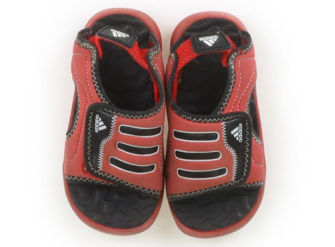 　ブランド 　Adidas(アディダス) 　カテゴリー 　サンダル 　サイズ 　靴14cm〜 　色 　レッド・ブラック 　状態 　★★★ 　記名 　なし 　ジャンル 　Boy 実際のサイズ表記は14cm。マジックテープ。底擦れがありますが、...