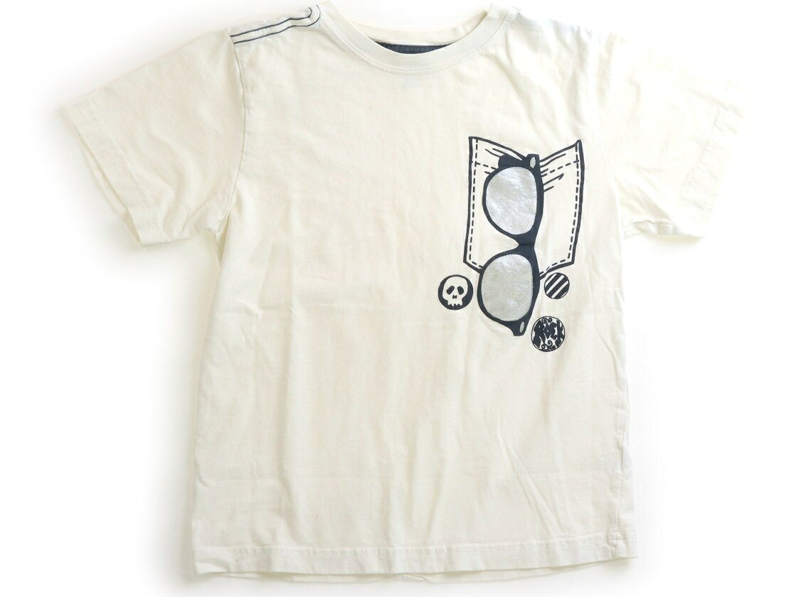 　ブランド 　Crazy 8(クレイジー8) 　カテゴリー 　Tシャツ・カットソー 　サイズ 　120サイズ 　色 　オフホワイト、紺、シルバー 　状態 　★★★ 　記名 　なし 　ジャンル 　Boy 実際のサイズ表記はM7-8です。全体に...