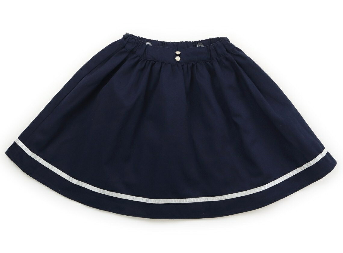 　ブランド 　axes femme KIDS(アクシーズファムキッズ) 　カテゴリー 　スカート 　サイズ 　130サイズ 　色 　ネイビー 　状態 　★★★ 　記名 　なし 　ジャンル 　Girl ウエストは総ゴムです。肩紐があったと思わ...