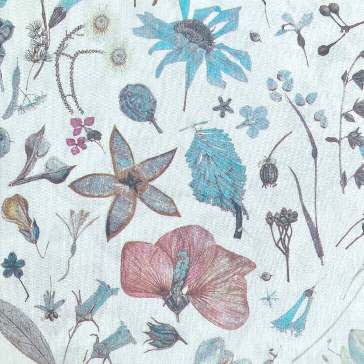 リバティ 生地 Floral Eve フローラル・イブ UE 国産 タナローン ボタニカル柄 花柄 水色 Liberty Fabrics 50cm単位【2025年 新エターナル】 Floral Eve フローラルイブ リバティプリント 【レ...