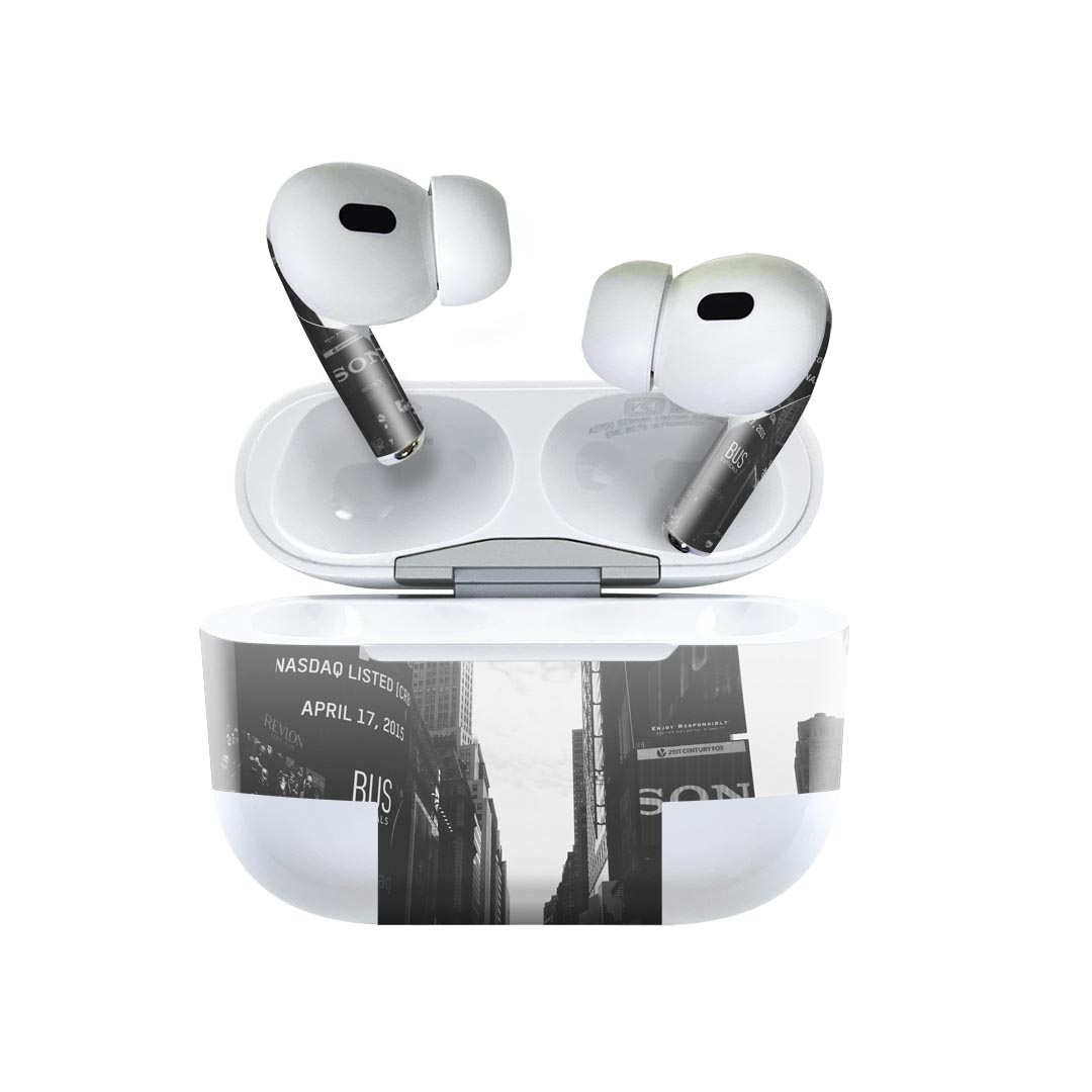 商品特徴・貼るだけでおしゃれに簡単着せ替え、AirPodsPro専用 デザインスキンシール！・高精細プリントで写真と遜色がない仕上がり！・ちょっとしたすり傷から端末を保護！・「裸で持つ派」の人にはもちろん、お手持ちのクリアケース付けてもOK...