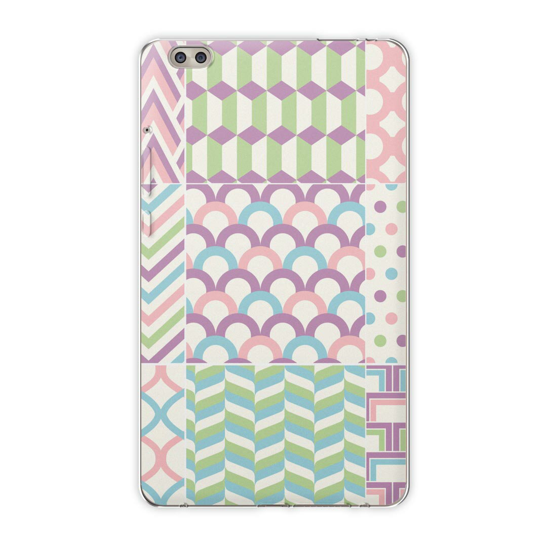 注意事項・素材ケースの入荷時期により、商品写真とは一部カメラ・ボタン穴などの形状が異なるケースを使用する場合があります。また、一部機種のTPU商品は素材強度の関係でケースの上からボタン操作するタイプとなりますが操作に影響はありません。・側面...