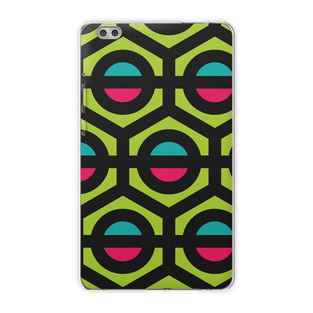 注意事項・素材ケースの入荷時期により、商品写真とは一部カメラ・ボタン穴などの形状が異なるケースを使用する場合があります。また、一部機種のTPU商品は素材強度の関係でケースの上からボタン操作するタイプとなりますが操作に影響はありません。・側面...