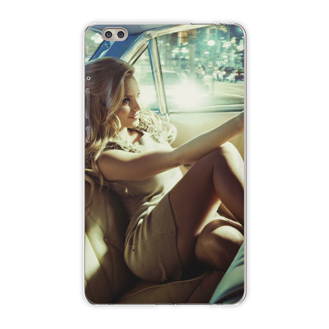 注意事項・素材ケースの入荷時期により、商品写真とは一部カメラ・ボタン穴などの形状が異なるケースを使用する場合があります。また、一部機種のTPU商品は素材強度の関係でケースの上からボタン操作するタイプとなりますが操作に影響はありません。・側面...