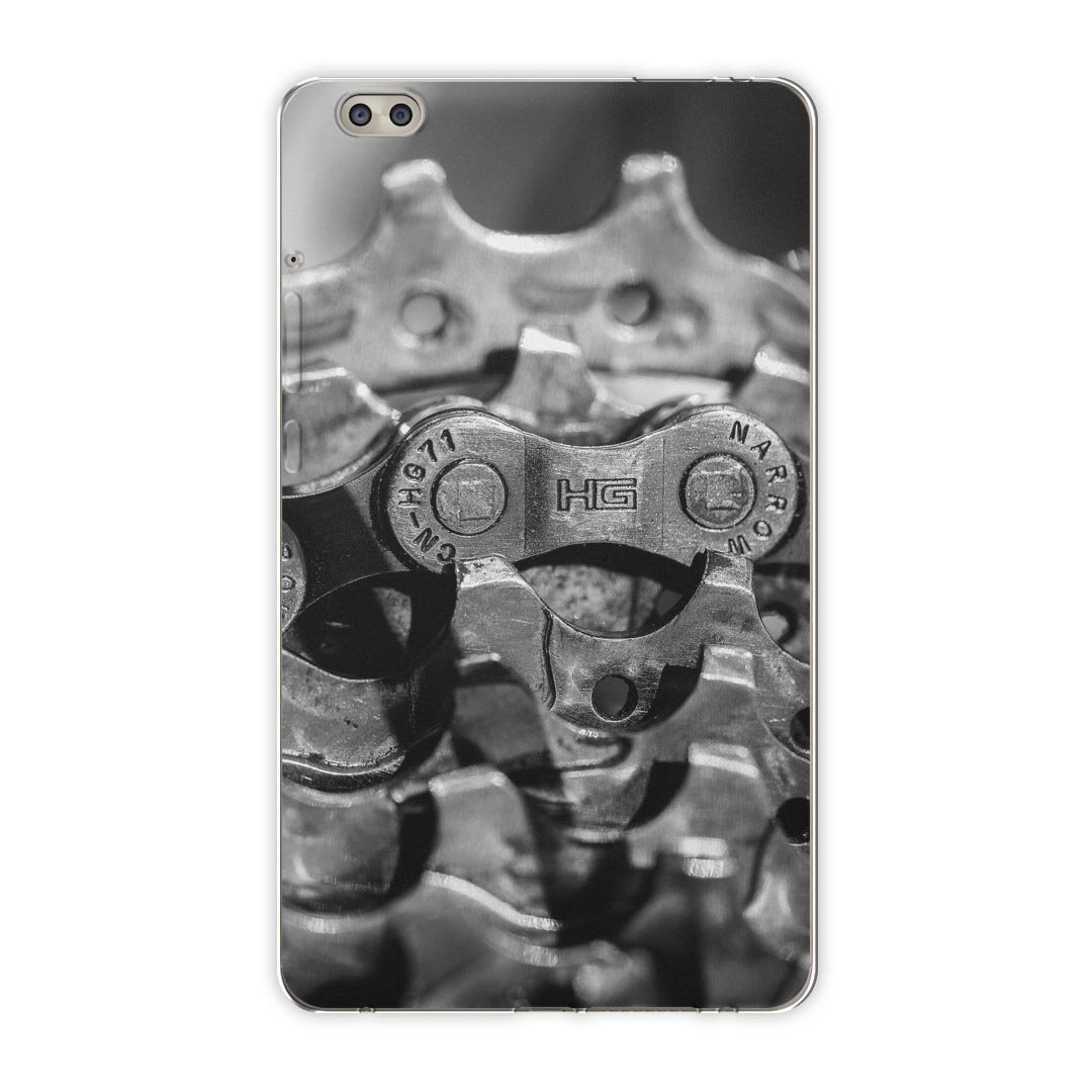 注意事項・素材ケースの入荷時期により、商品写真とは一部カメラ・ボタン穴などの形状が異なるケースを使用する場合があります。また、一部機種のTPU商品は素材強度の関係でケースの上からボタン操作するタイプとなりますが操作に影響はありません。・側面...