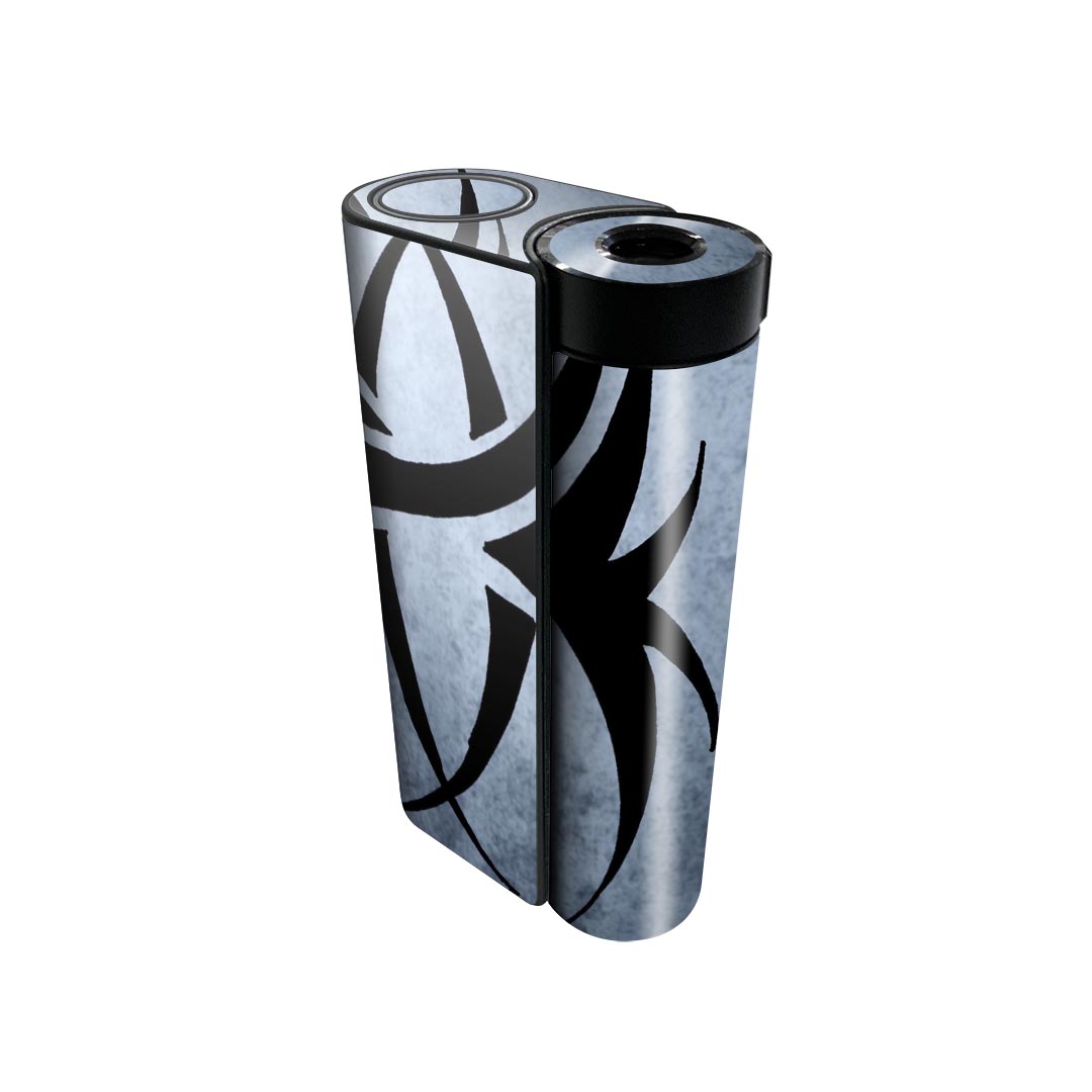 商品特徴・貼るだけでかんたん着せ替え、glo hyperx2 専用デザインスキンシール・高精細プリントで写真と遜色のない仕上がり！半光沢シートでしっとりツヤのある表現力・正面に加え、天面・底面シールがセットで一体感アップ！・ちょっとしたすり...