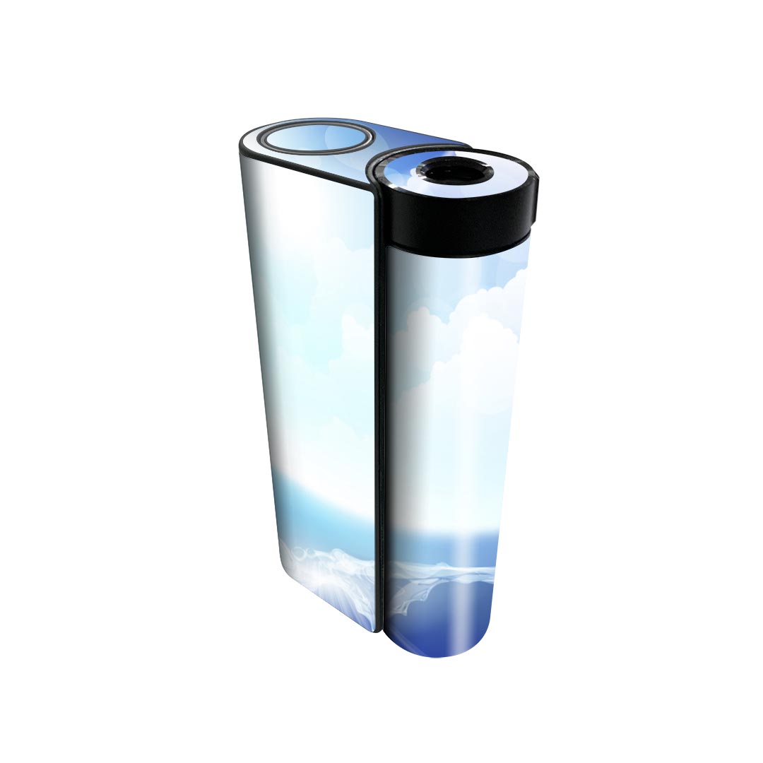 商品特徴・貼るだけでかんたん着せ替え、glo hyperx2 専用デザインスキンシール・高精細プリントで写真と遜色のない仕上がり！半光沢シートでしっとりツヤのある表現力・正面に加え、天面・底面シールがセットで一体感アップ！・ちょっとしたすり...