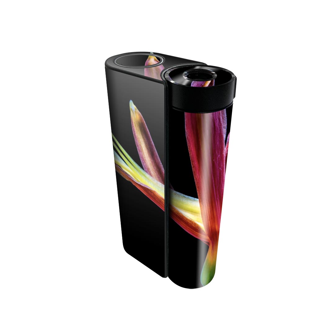 商品特徴・貼るだけでかんたん着せ替え、glo hyperx2 専用デザインスキンシール・高精細プリントで写真と遜色のない仕上がり！半光沢シートでしっとりツヤのある表現力・正面に加え、天面・底面シールがセットで一体感アップ！・ちょっとしたすり...