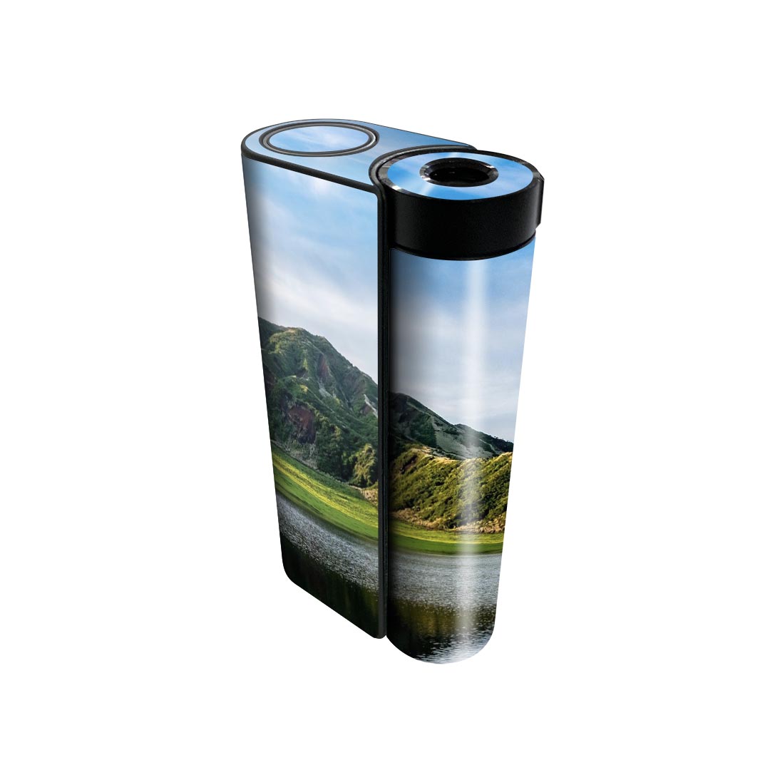 商品特徴・貼るだけでかんたん着せ替え、glo hyperx2 専用デザインスキンシール・高精細プリントで写真と遜色のない仕上がり！半光沢シートでしっとりツヤのある表現力・正面に加え、天面・底面シールがセットで一体感アップ！・ちょっとしたすり...