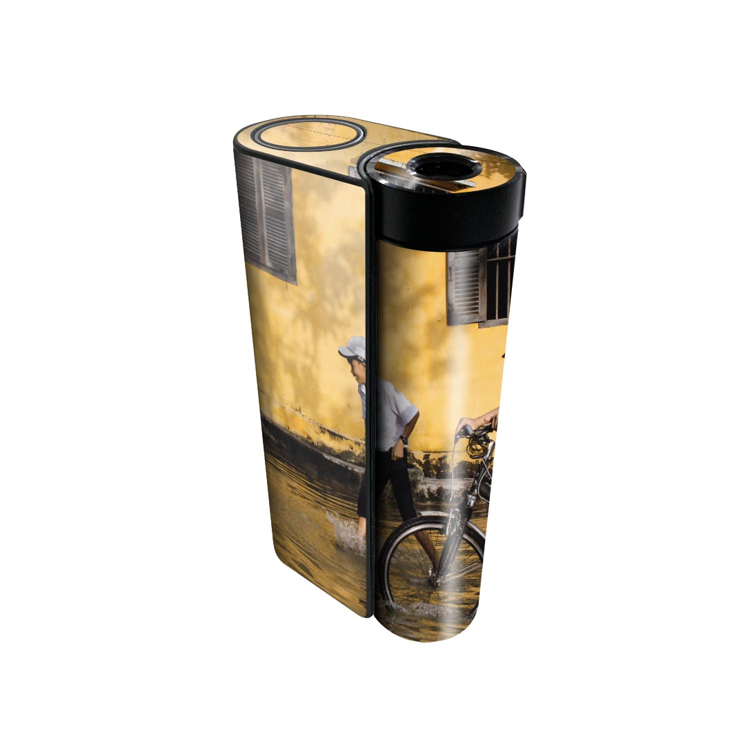 商品特徴・貼るだけでかんたん着せ替え、glo hyperx2 専用デザインスキンシール・高精細プリントで写真と遜色のない仕上がり！半光沢シートでしっとりツヤのある表現力・正面に加え、天面・底面シールがセットで一体感アップ！・ちょっとしたすり...