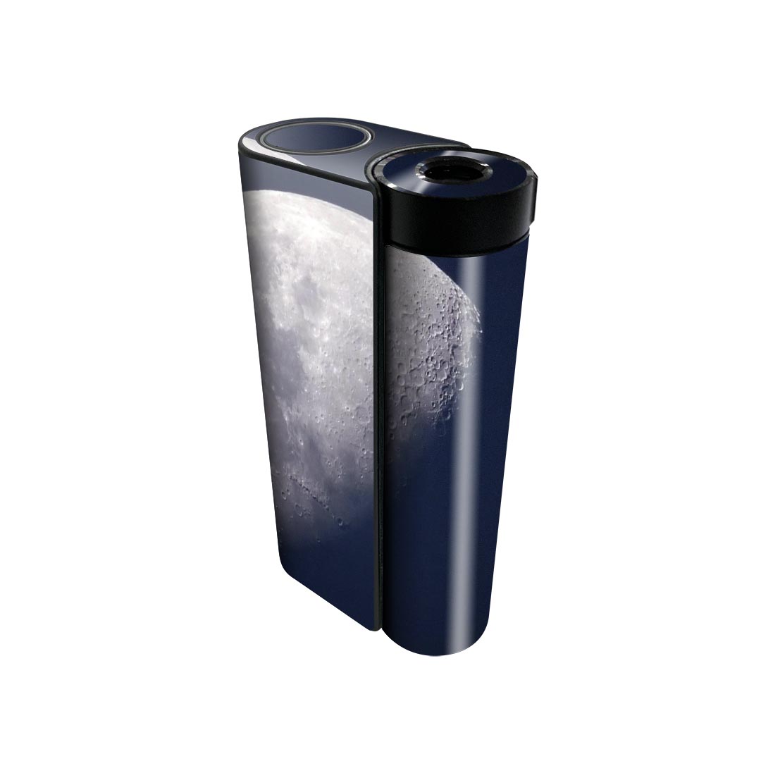 商品特徴・貼るだけでかんたん着せ替え、glo hyperx2 専用デザインスキンシール・高精細プリントで写真と遜色のない仕上がり！半光沢シートでしっとりツヤのある表現力・正面に加え、天面・底面シールがセットで一体感アップ！・ちょっとしたすり...