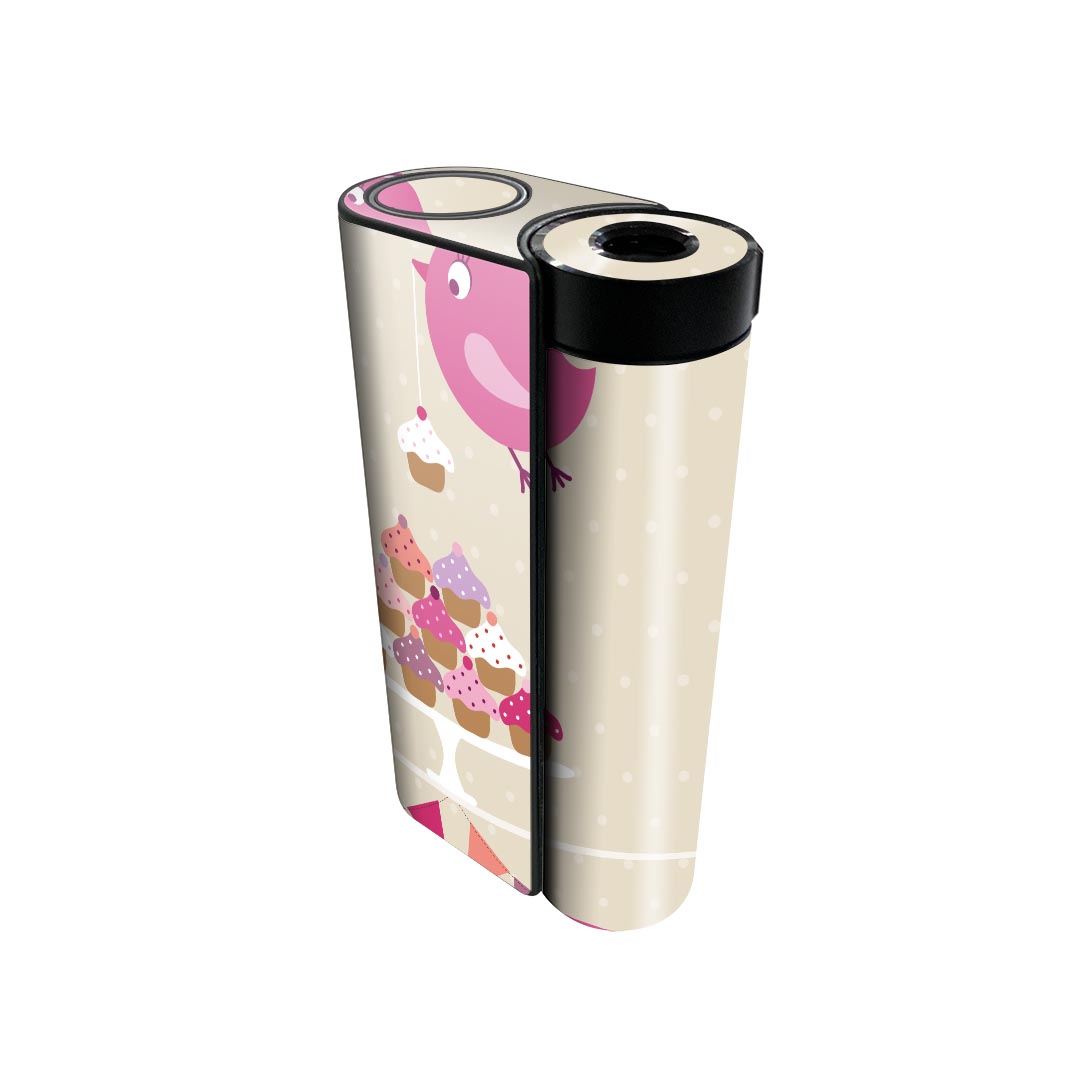 商品特徴・貼るだけでかんたん着せ替え、glo hyperx2 専用デザインスキンシール・高精細プリントで写真と遜色のない仕上がり！半光沢シートでしっとりツヤのある表現力・正面に加え、天面・底面シールがセットで一体感アップ！・ちょっとしたすり...