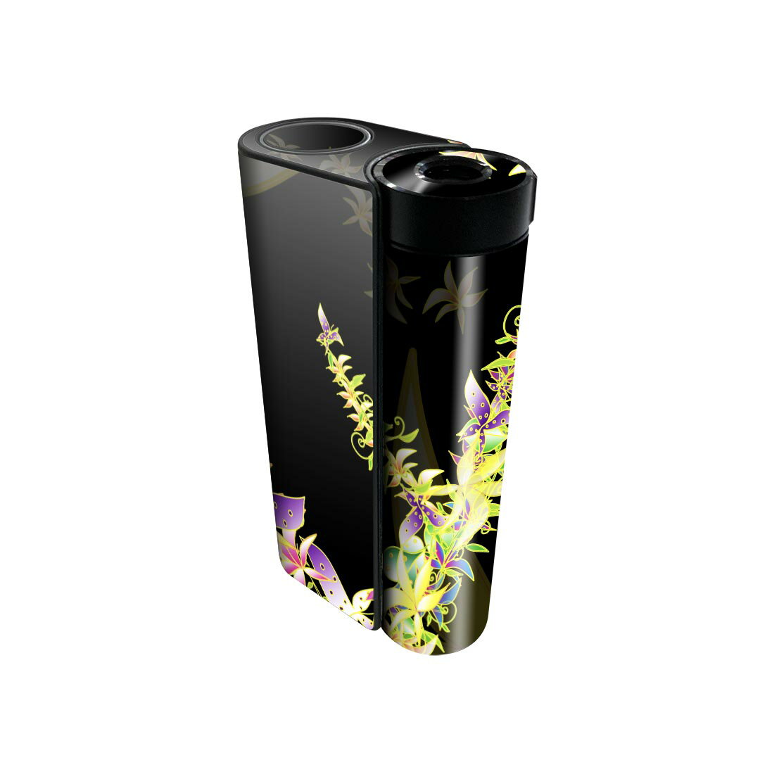 商品特徴・貼るだけでかんたん着せ替え、glo hyperx2 専用デザインスキンシール・高精細プリントで写真と遜色のない仕上がり！半光沢シートでしっとりツヤのある表現力・正面に加え、天面・底面シールがセットで一体感アップ！・ちょっとしたすり...