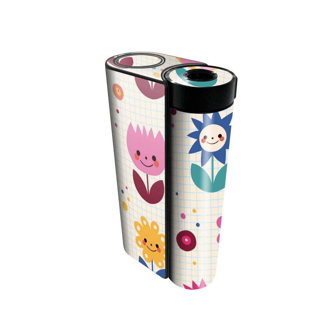 商品特徴・貼るだけでかんたん着せ替え、glo hyperx2 専用デザインスキンシール・高精細プリントで写真と遜色のない仕上がり！半光沢シートでしっとりツヤのある表現力・正面に加え、天面・底面シールがセットで一体感アップ！・ちょっとしたすり...